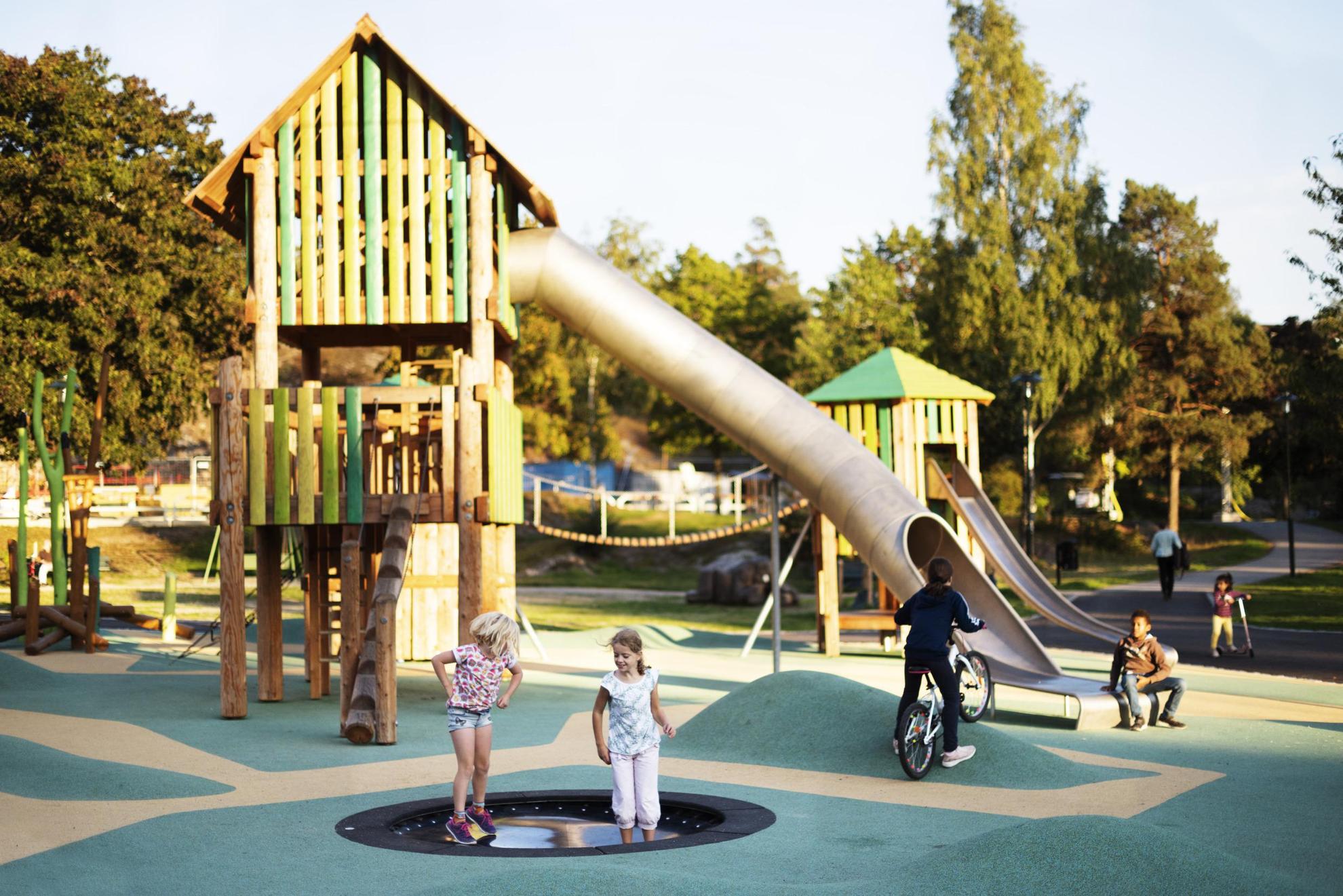 Sweden is one of the best places to travel with kids. Find tips on ch ...